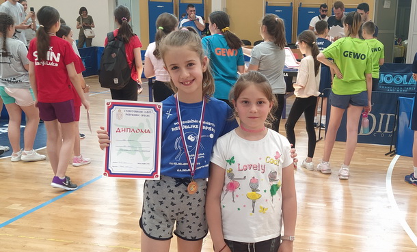 Novi uspjeh stonotenisera iz Rogatice - Ivi Novosel još jedna medalja ...