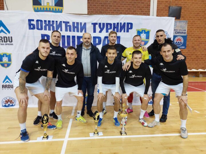 Pobjednik Božićnog turnira ekipa „E sport“ iz Istočnog Sarajeva - 058 ...