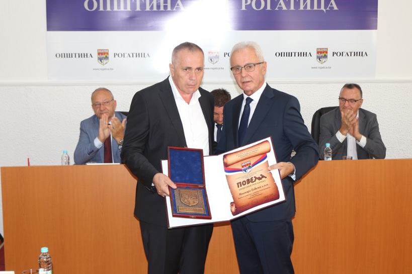 Opština Rogatica i Mljekara „Pađeni“ - Saradnja krunisana poveljom ...